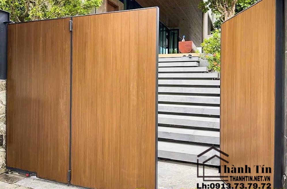 Top 20+ mẫu cổng gỗ conwood - xi măng giả gỗ đẹp nhất năm 2023